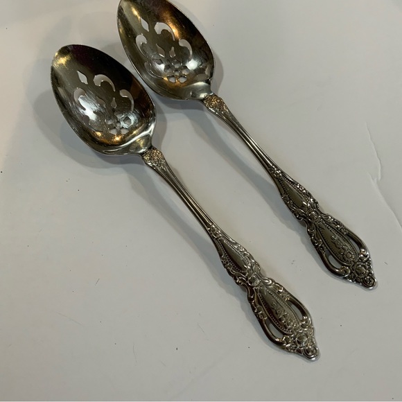 Oneida | Dining | Oneida Cube Heirloom Michelangelo Slotted Spoons ...